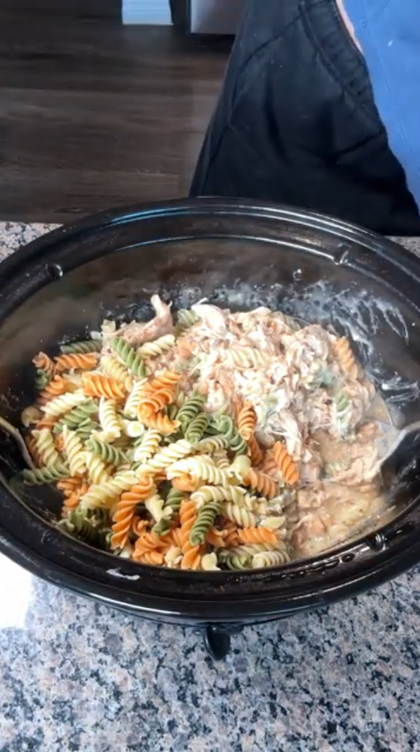 Easy Crockpot Italian Chicken Pasta Creamy Slow Cooker Dinner