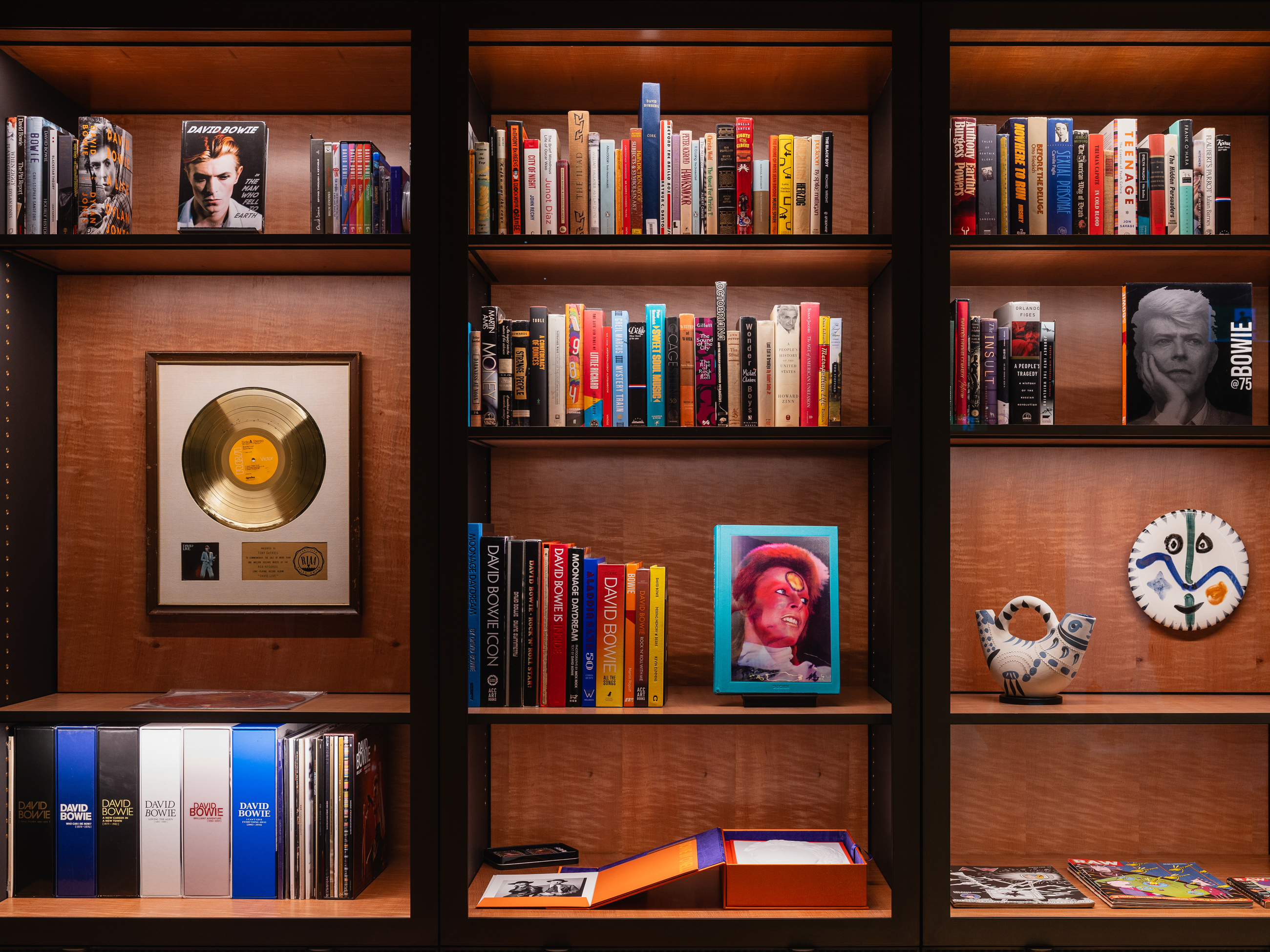 Mona’s new library opens with a Bowie manuscript and no fixed order