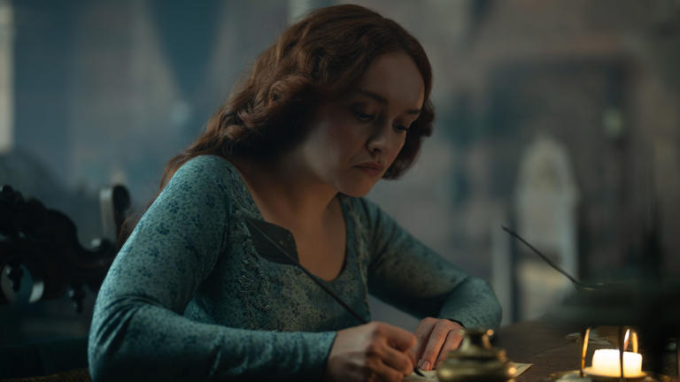 House of the Dragon season 3 officially makes Alicent a different ...