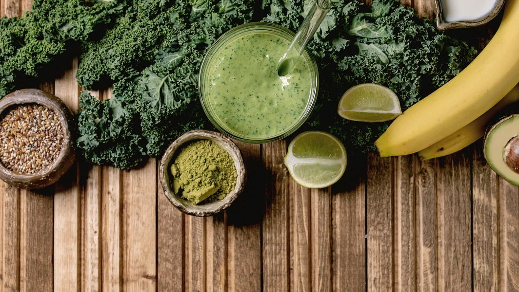 10 nutrient-packed smoothies for lasting energy