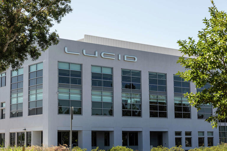 Luxury Bay Area carmaker announces massive layoffs for the 2nd time ...