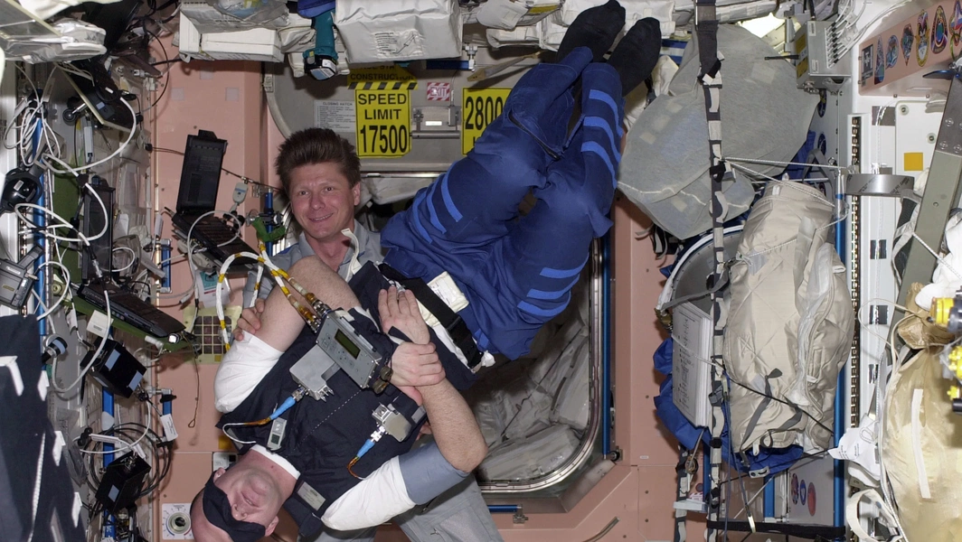 Daily life and work on the ISS