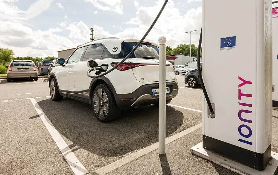 Electrified cars drive European sales as Chinese brands surge