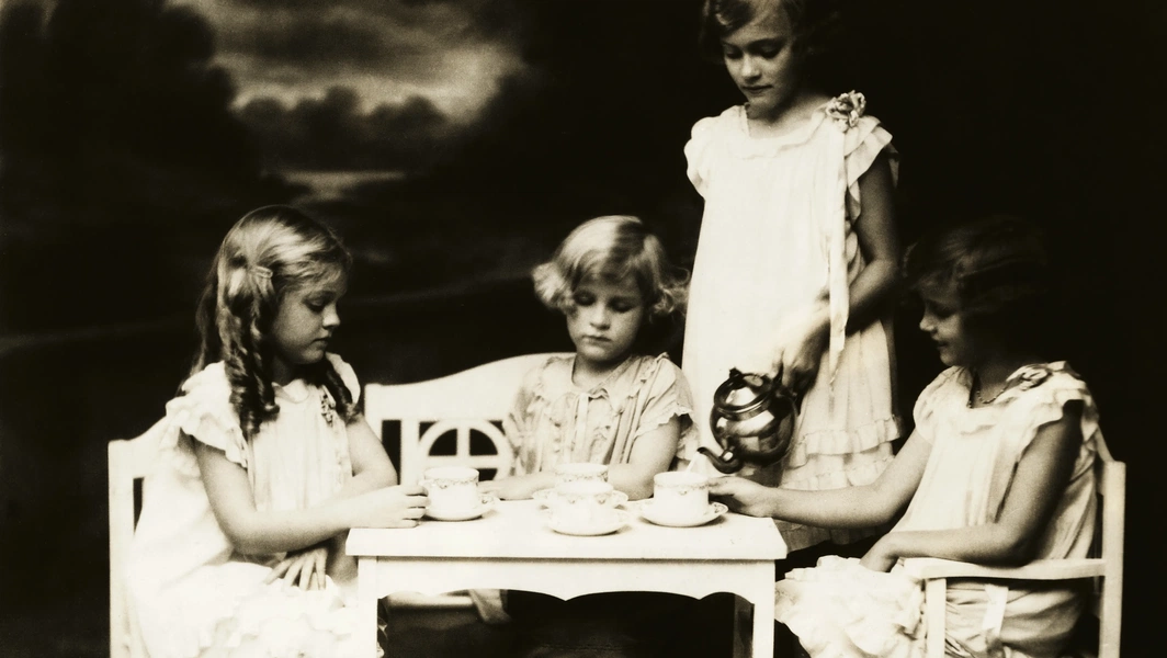 12 retro tea party ideas and DIY inspirations