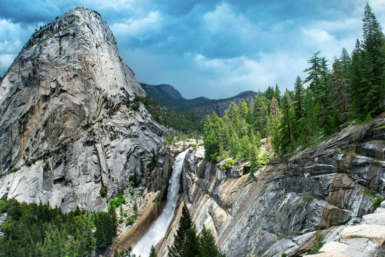 Yosemite confirms incident on famed waterfall amid online reports of ...