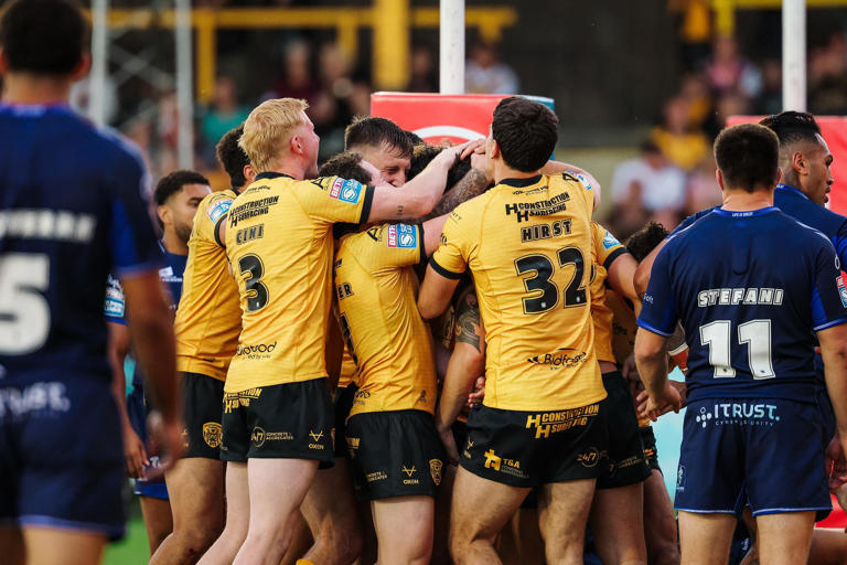 'Sleeping giant': Castleford Tigers rebuild gathers pace as Chris ...