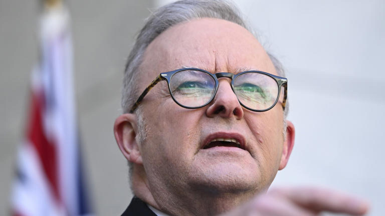 Fury over alleged 'sneaky' Labor deal involving AI and intellectual ...
