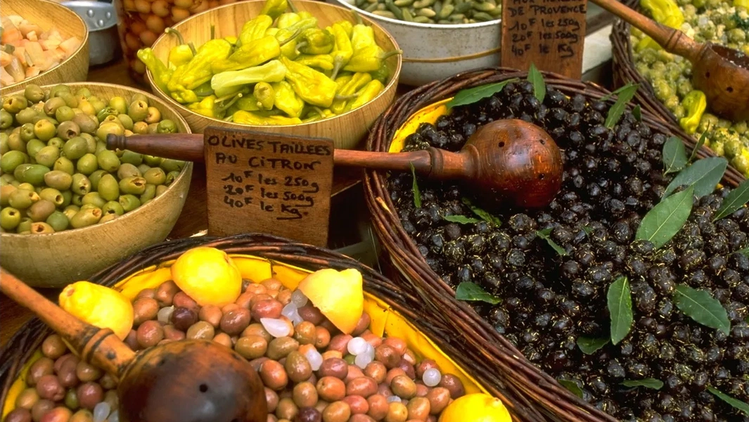 Aioli’s History, Traditions, and Modern Variations