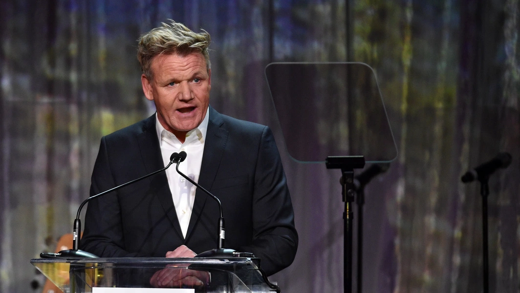 6 celebrity chefs and their fast food favorites