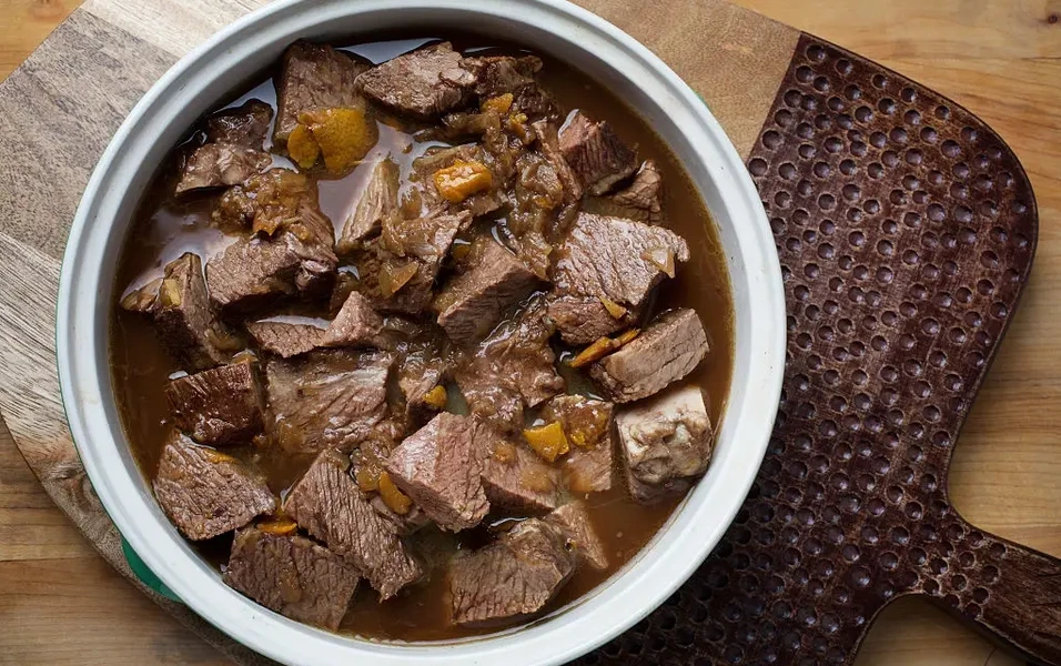 Slow-cooked chuck roast secrets for cozy nights