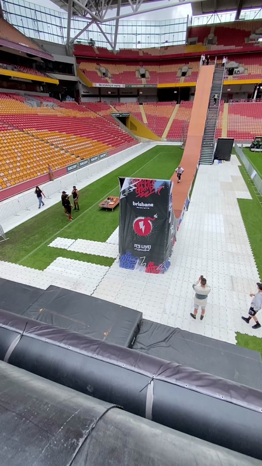What a session: wild trick on the mega ramp scooter action