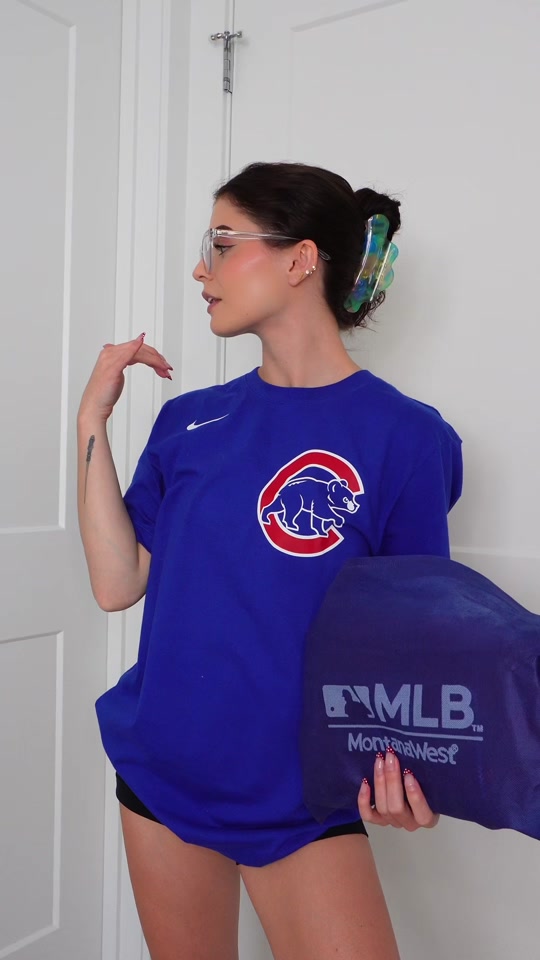 Summer game day fit check