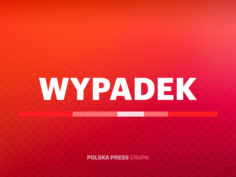 Wypadek na drodze wojewódzkiej. Zderzyły się trzy pojazdy