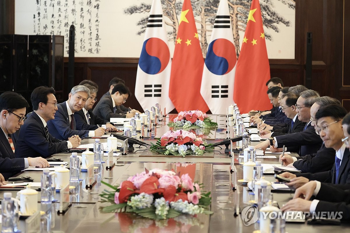 S Korean PM meets Chinese premier