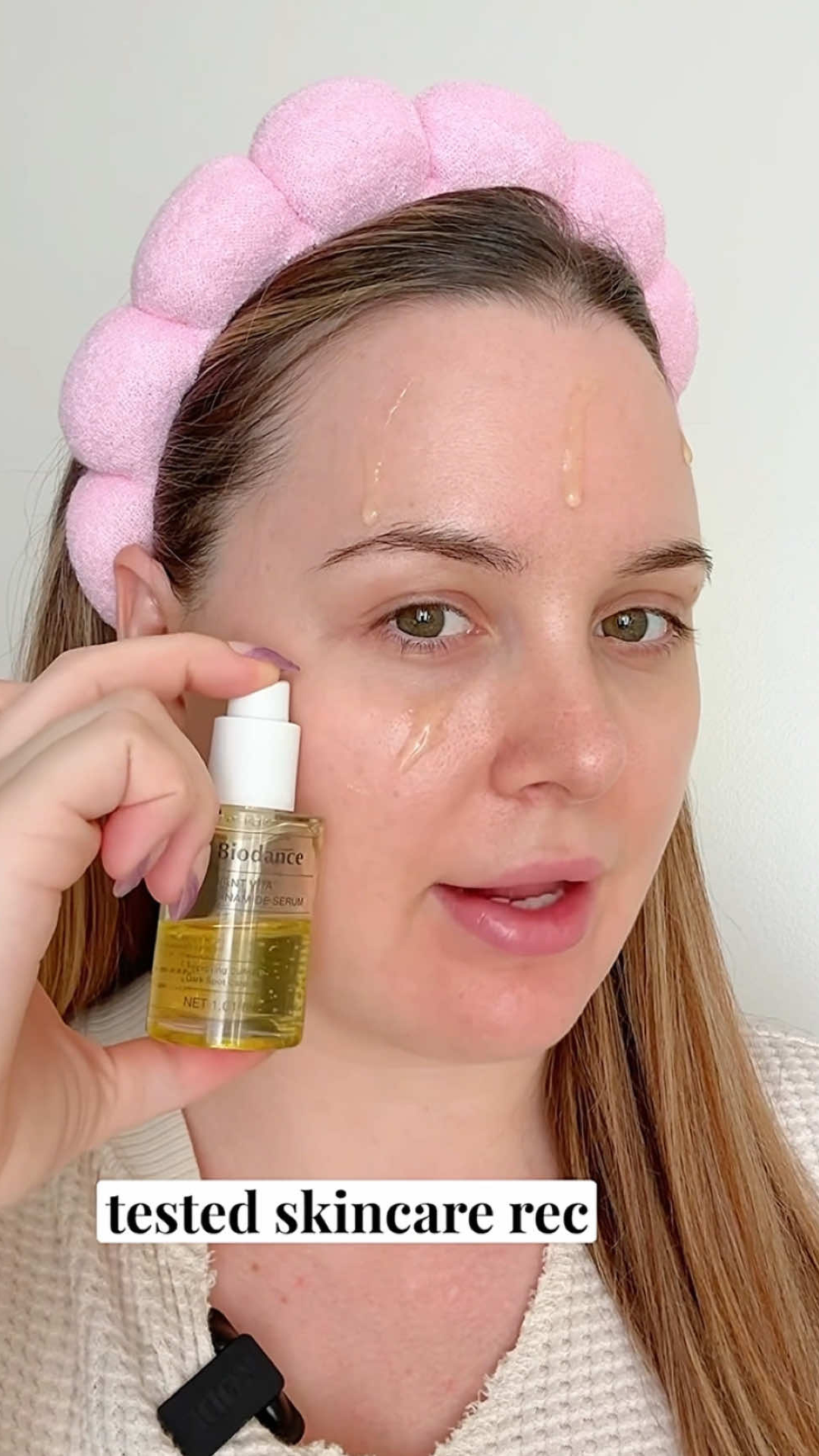 How niacinamide serums can help improve skin tone and texture