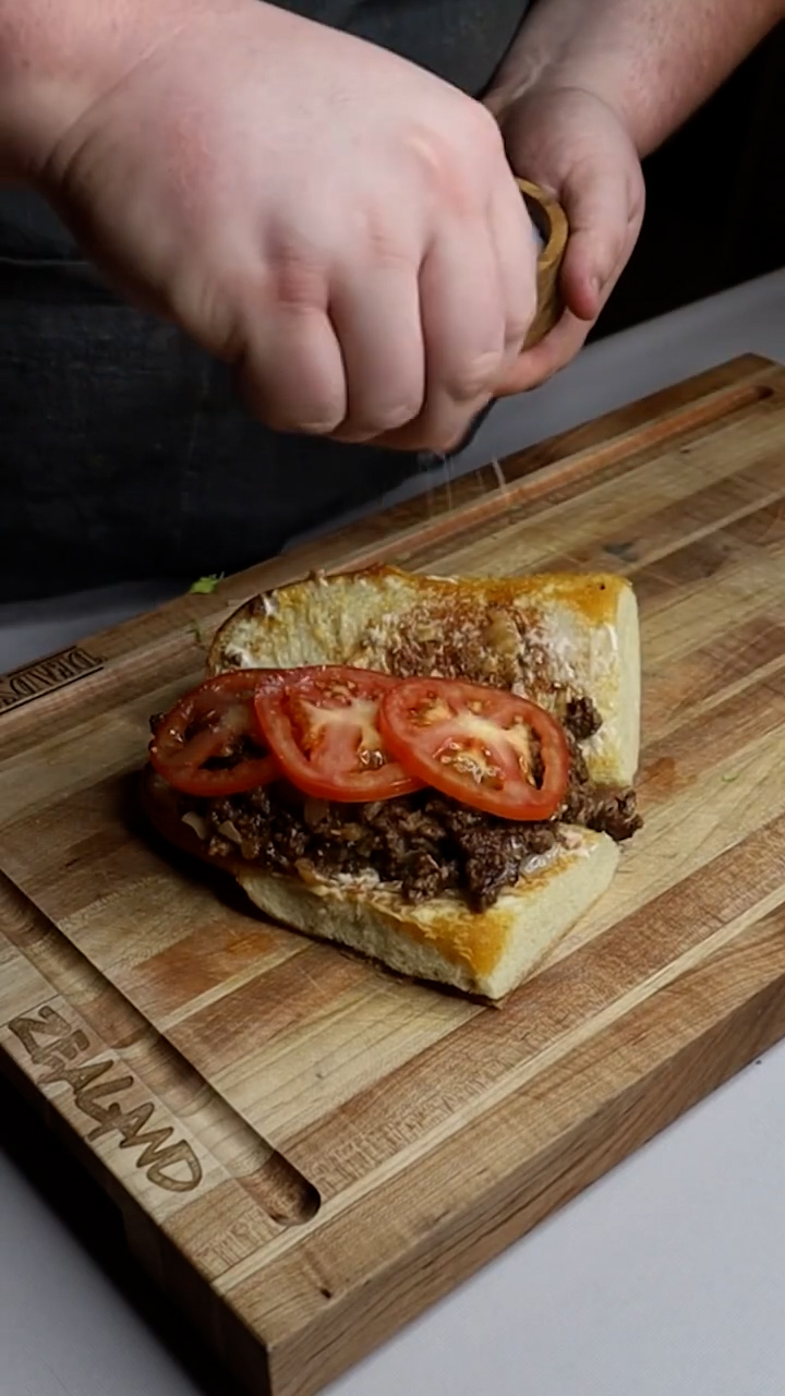 Bodega classic chopped cheese