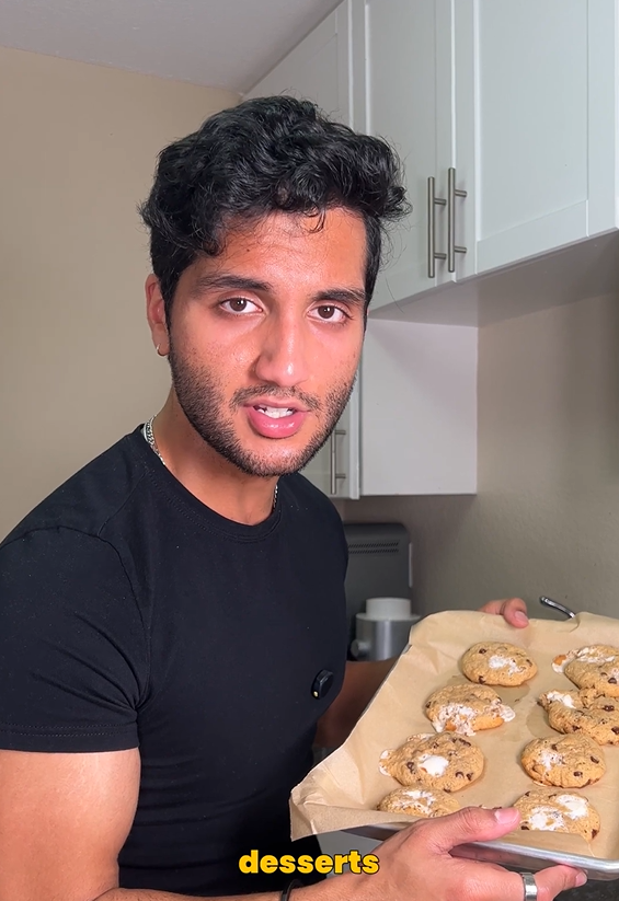 Gooey s’mores cookies: Easy homemade chocolate marshmallow dessert recipe