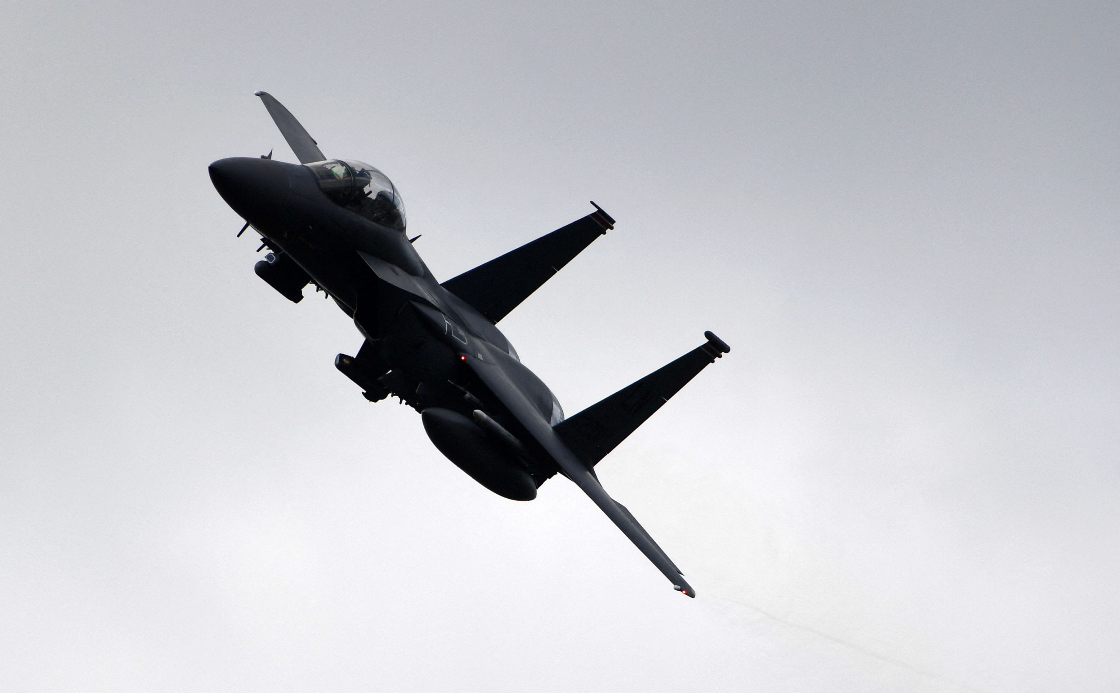 US F-15 pilot saw Iran's 'jellyfish' drone formation before jet was ...