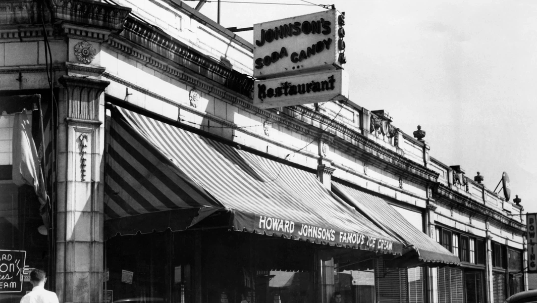 11 once-popular restaurant chains that faded away