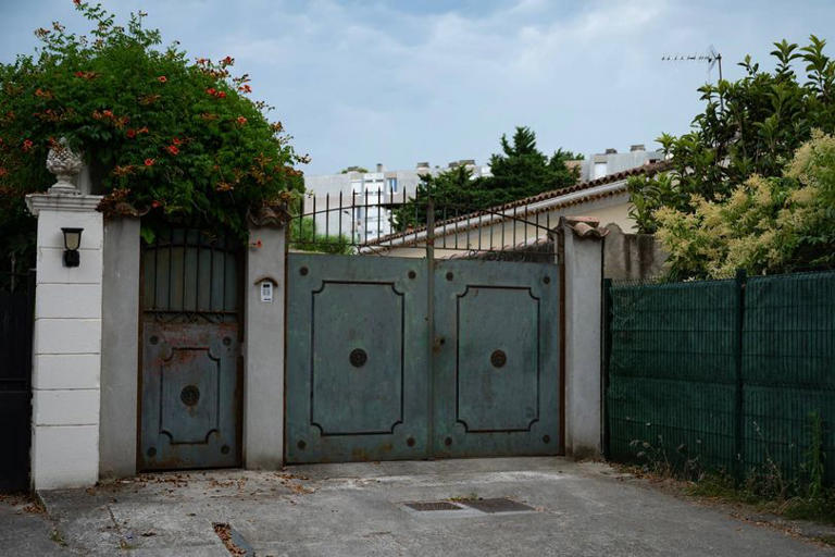 Manslaughter investigation launched after kids, and 4, found dead in ...