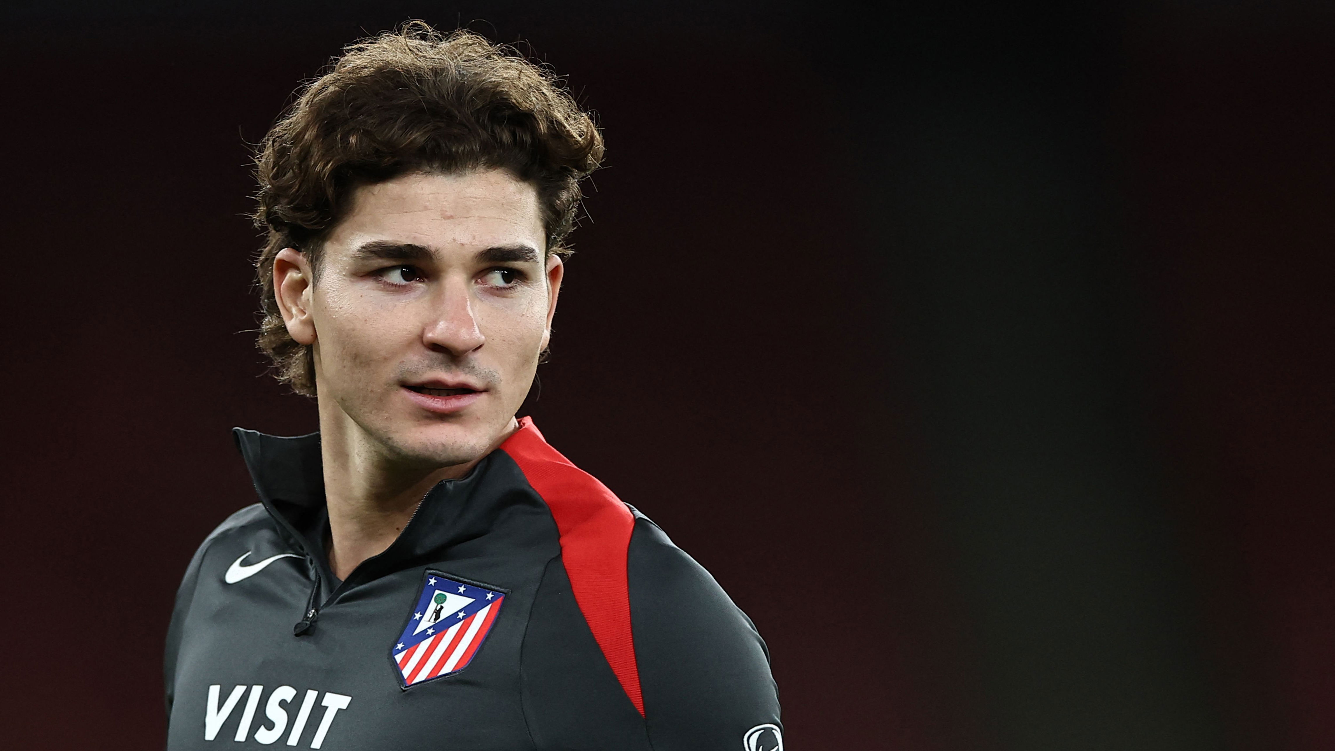 El Atlético de Madrid valora intercambiar a Julián Álvarez por Viktor ...