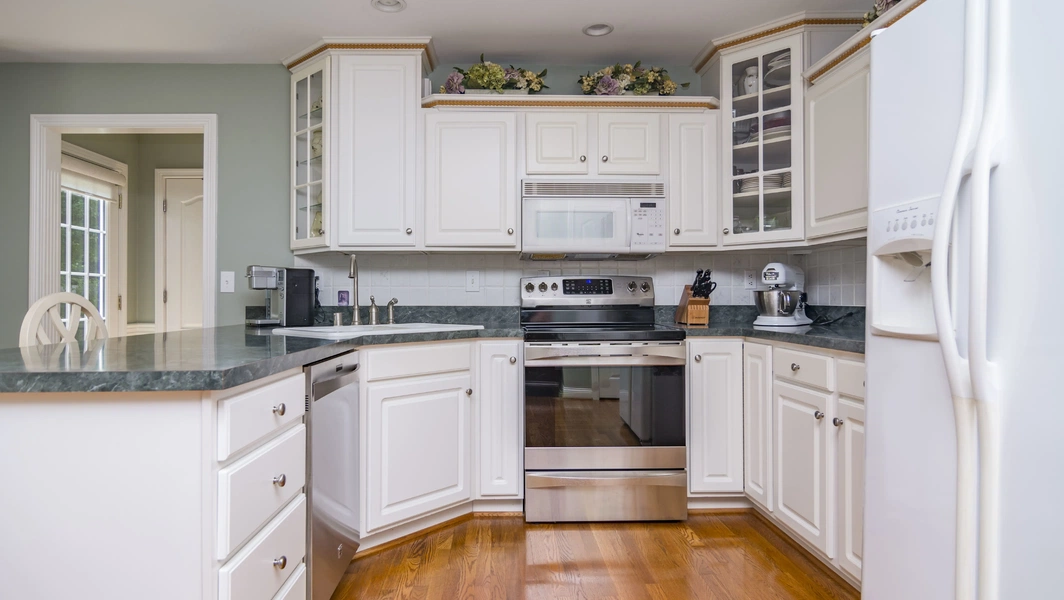 Comparing kitchen cabinet painting, replacement, and refresh options