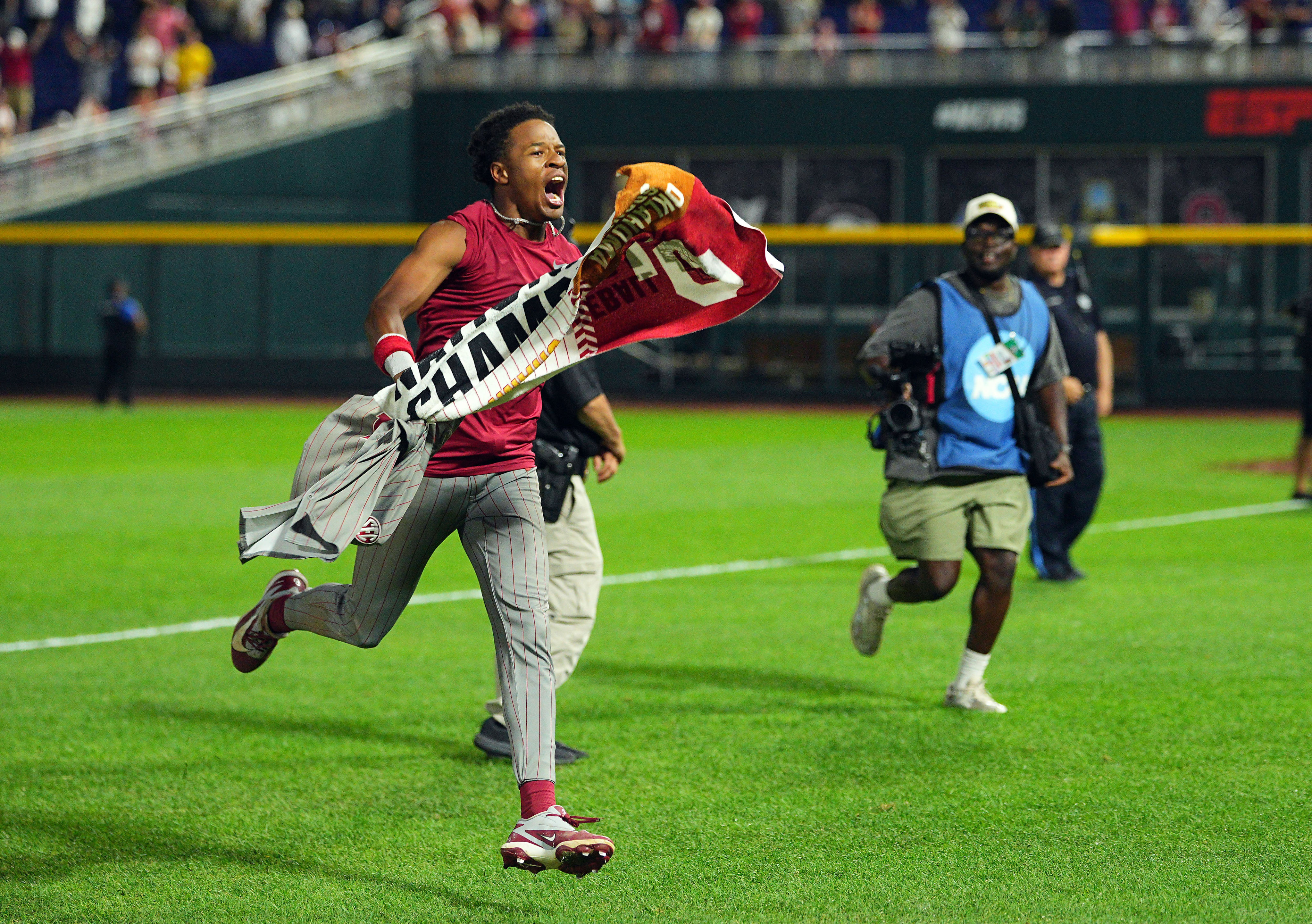 College World Series: Former Harrison star Jason Walk wins title with ...
