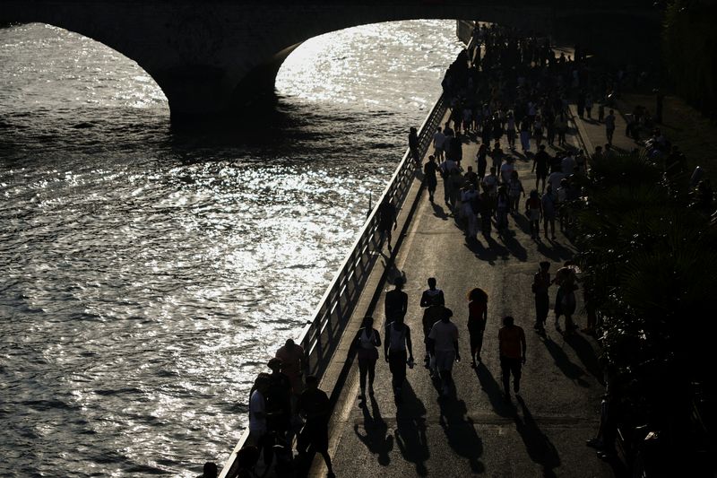 Explainer - the health risks of extreme heat