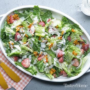 Strawberry salad with poppy seed dressing