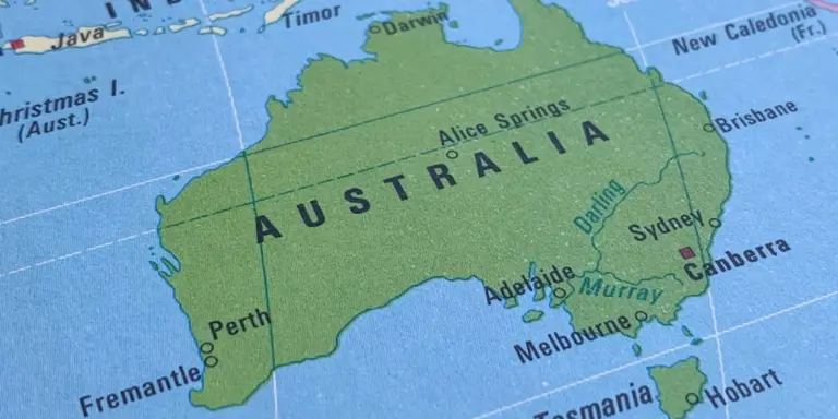 New study dates Western Australia rock formation to three billion years
