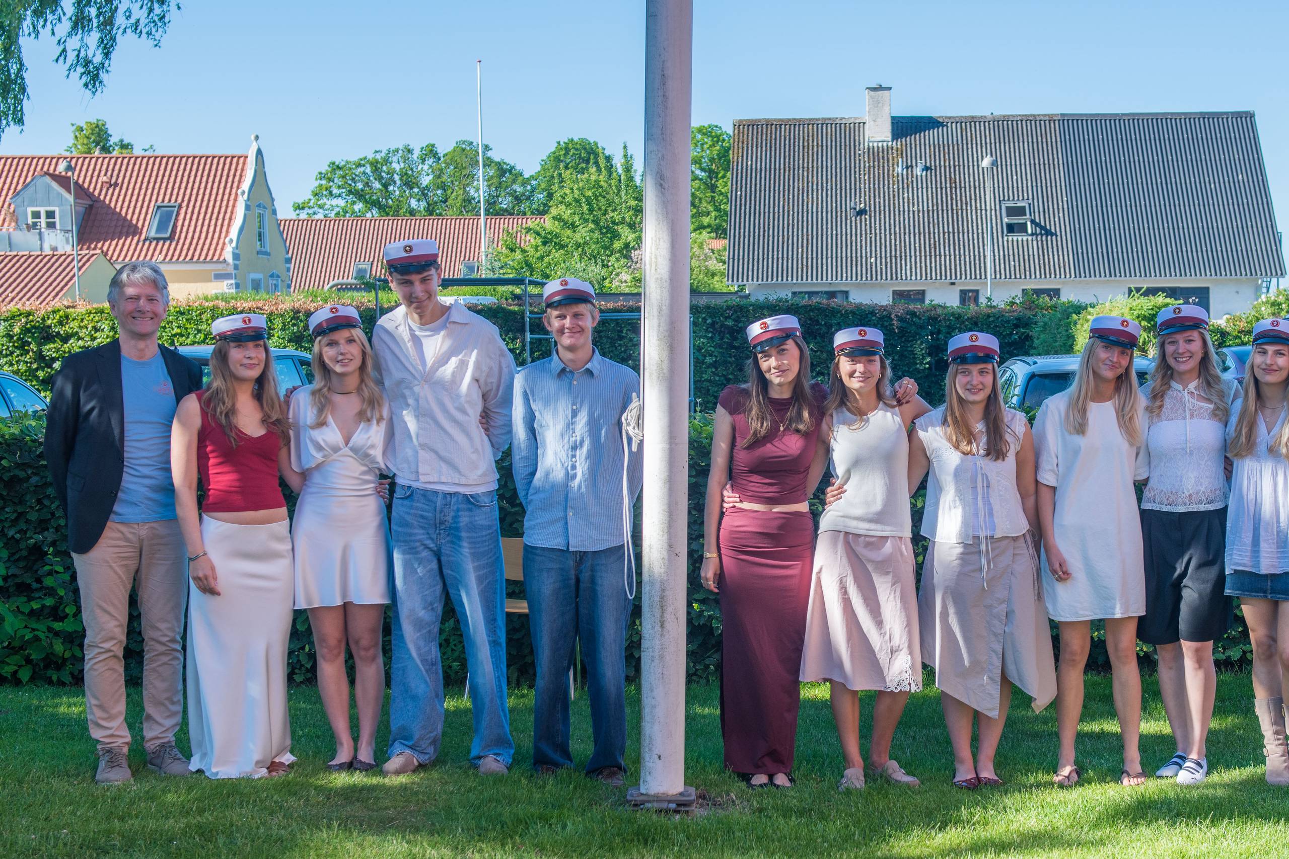 Huer, hede blikke og boblende bobler i sommersolen