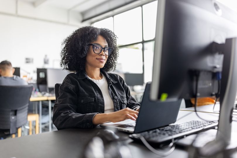 Seven in 10 office workers are more productive because of AI