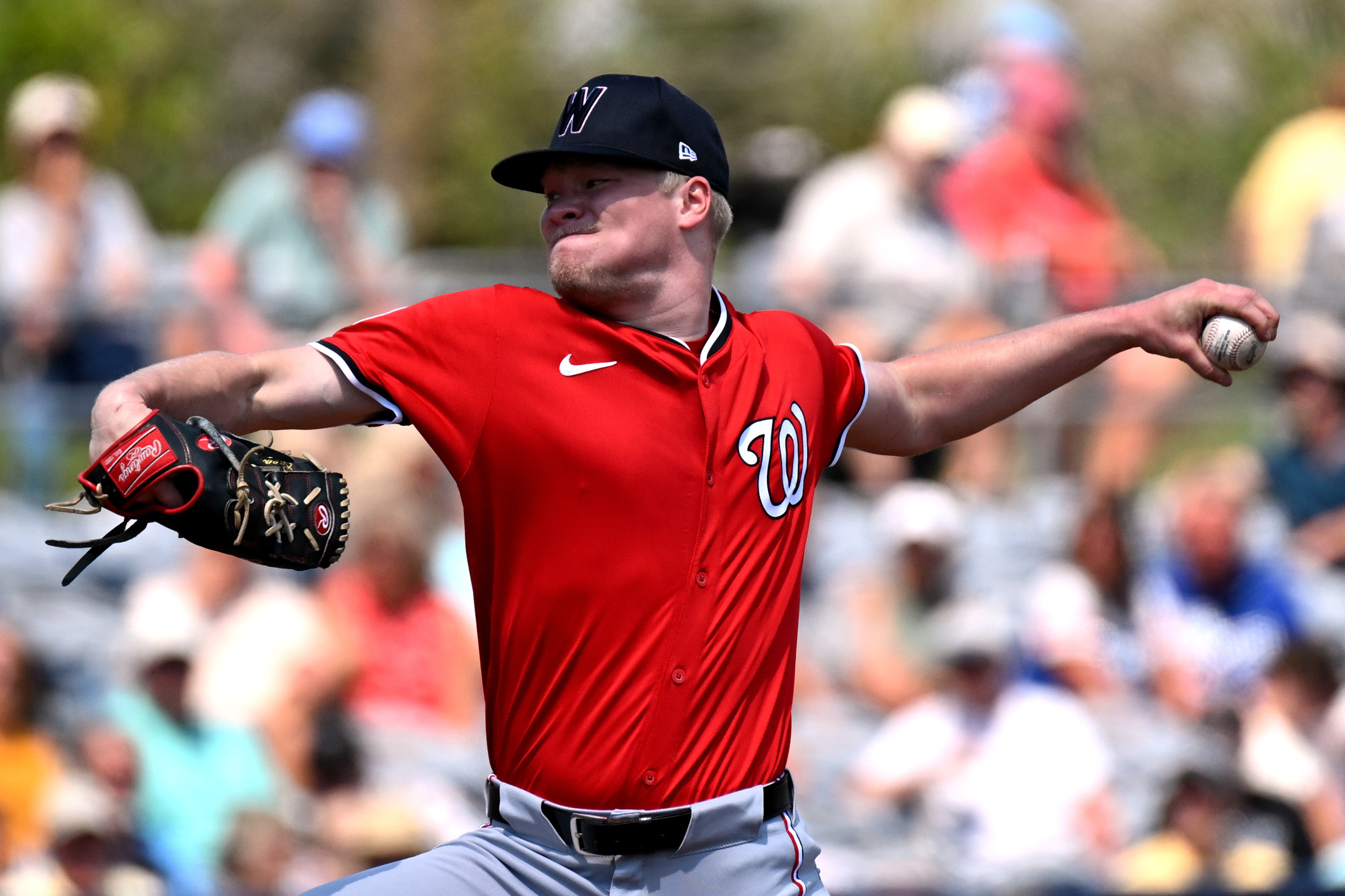 Nationals shut down DJ Herz with flexor muscle strain