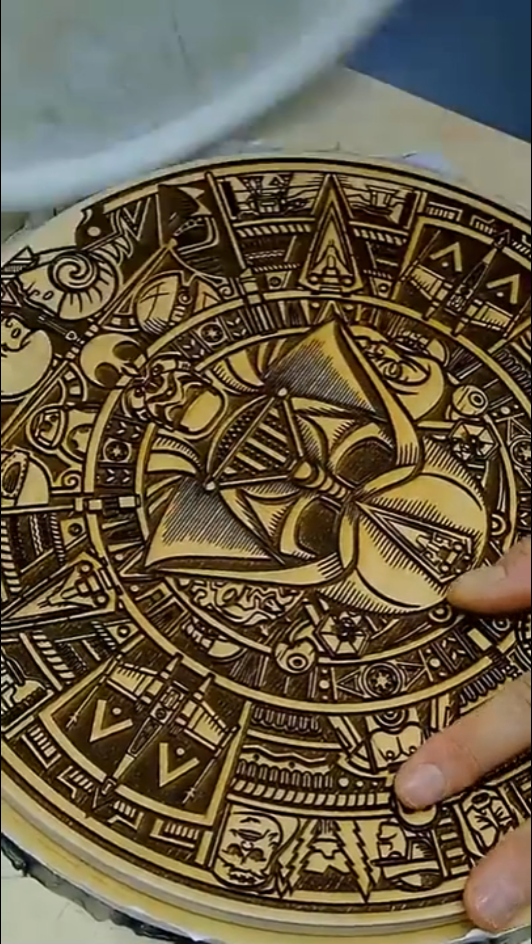 Casting a silicone mold of the Star Wars mandala