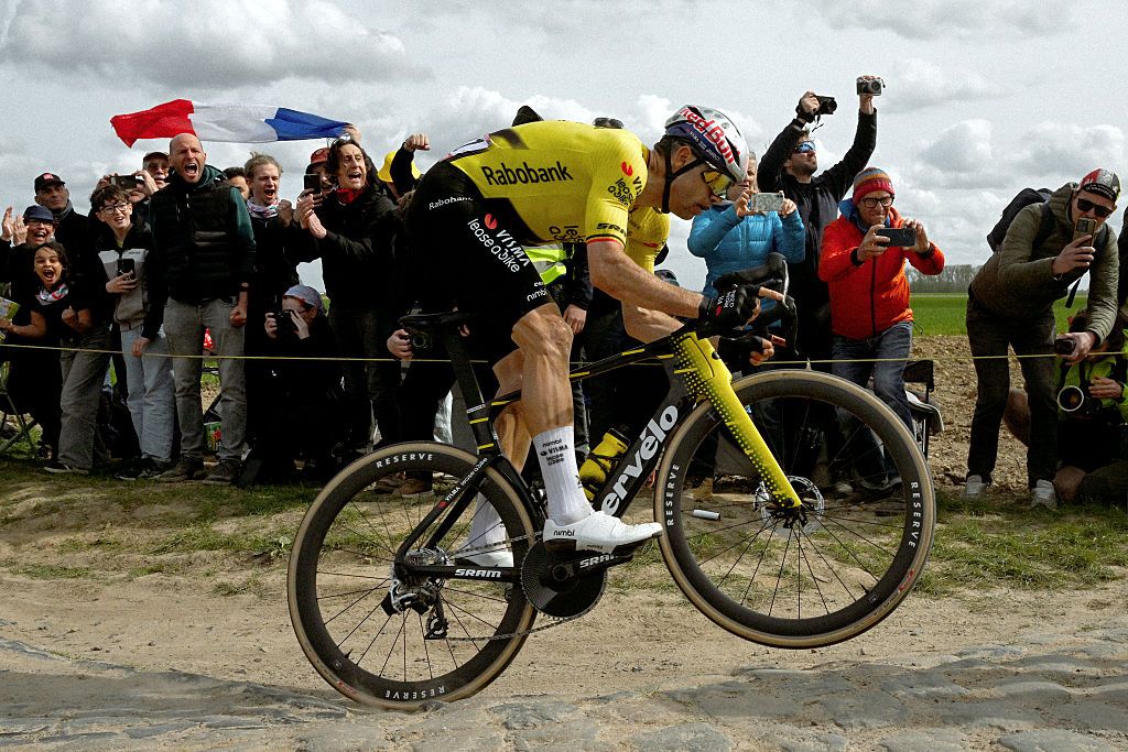 Major fire damages famous Paris-Roubaix restaurant L'Arbre