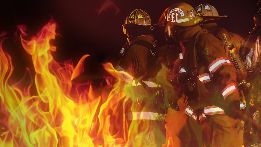 Smoke detector alerts sleeping man of fully-involved house fire in Carlisle