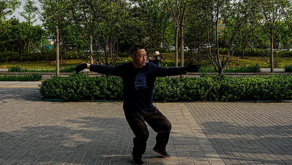 Tai chi moves that calm your mind and body