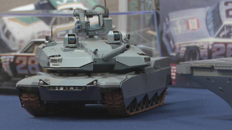 College Station veteran launches model-building workshop to help local ...