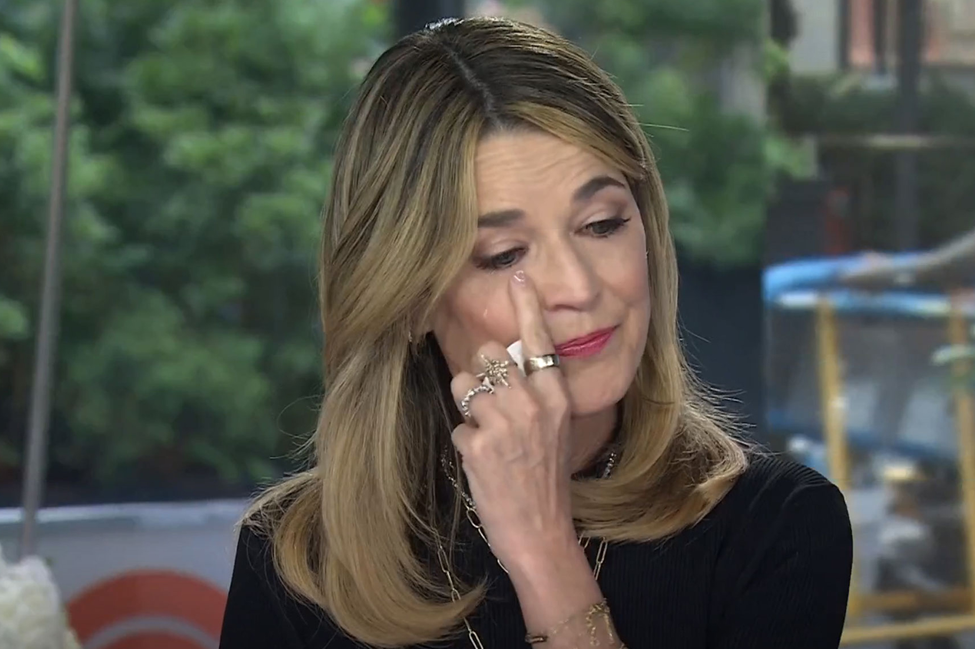 Savannah Guthrie breaks down on ‘Today’ while addressing mom Nancy’s ...