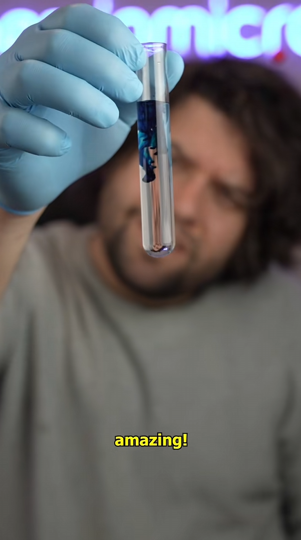 Dissolvable glitter chemistry under the microscope