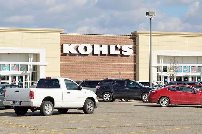 Looking to shop on July 4th? These are the 62 stores open near you on ...