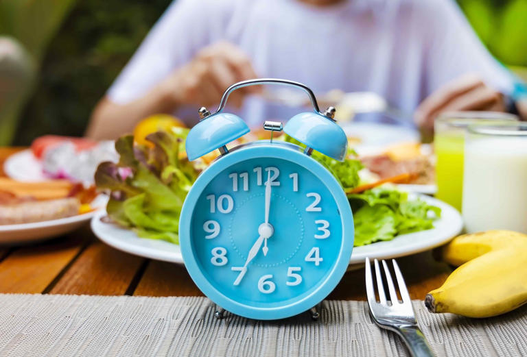 The best time to eat 5 common foods for better health