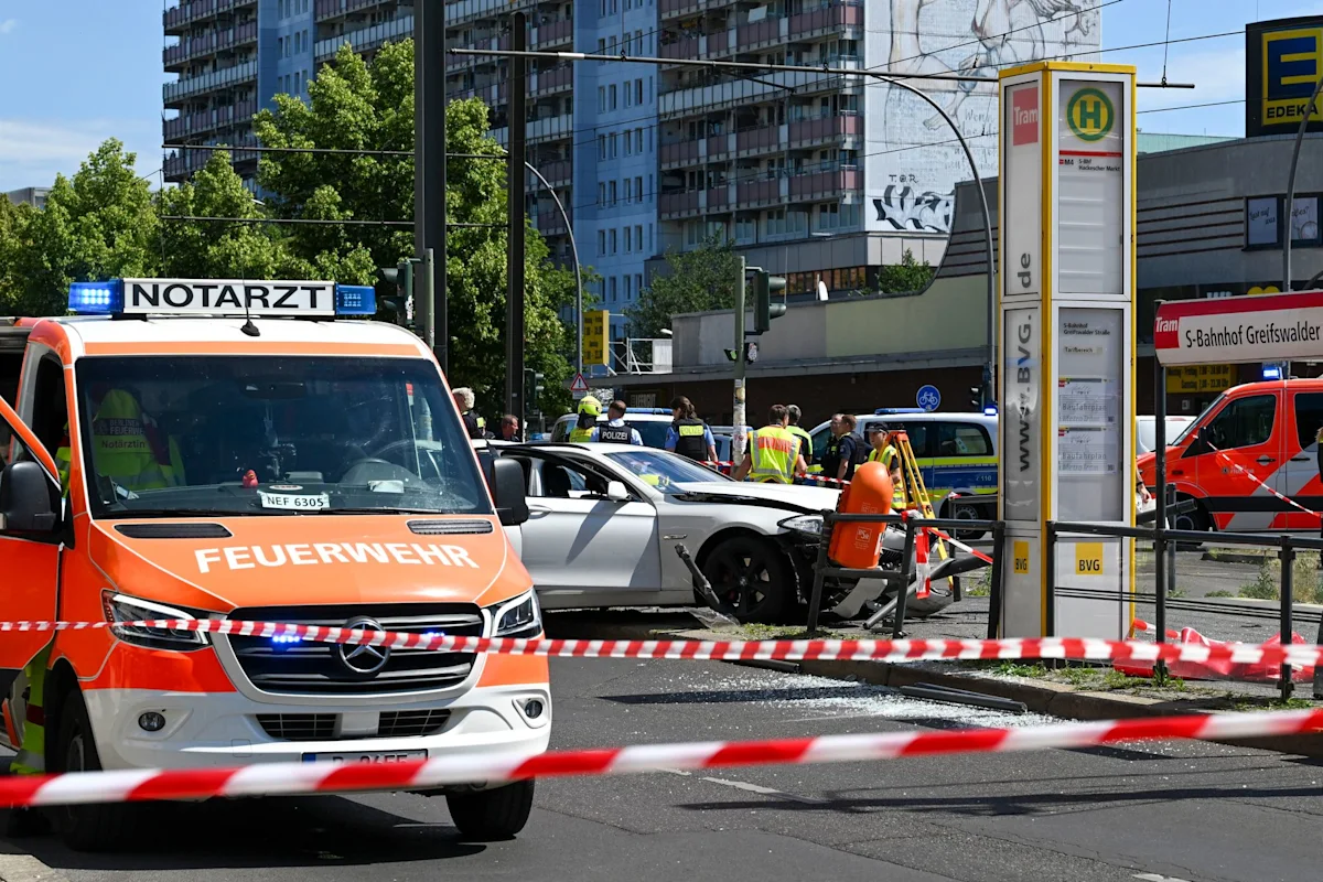 One person killed in Berlin as two cars collide and hit tram stop