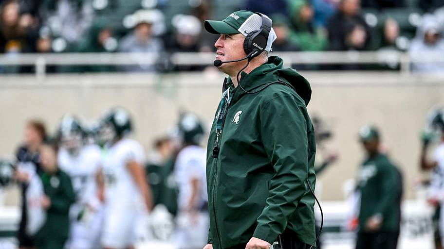 Michigan State football got a surprise official visit from legacy DL