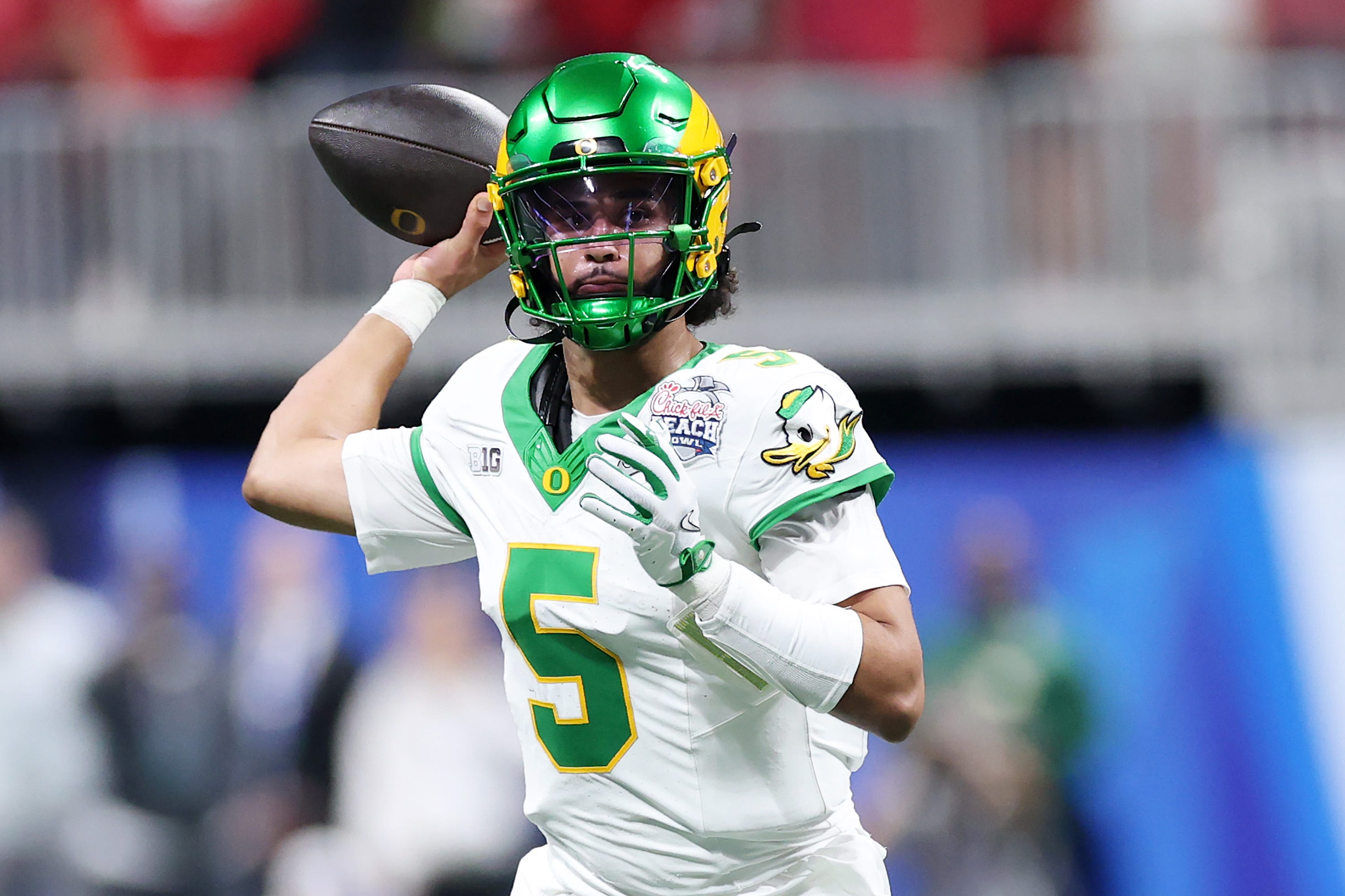 Dante Moore tabbed by Joel Klatt as CFB's top QB in 2026