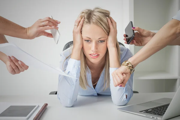 15 travel burnout signs and how to avoid them