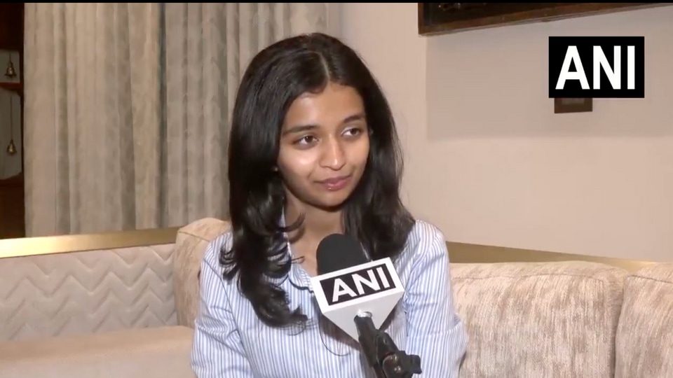 After CBSE re-evaluation, Ranchi student Avni Kejriwal secures rare 500 ...