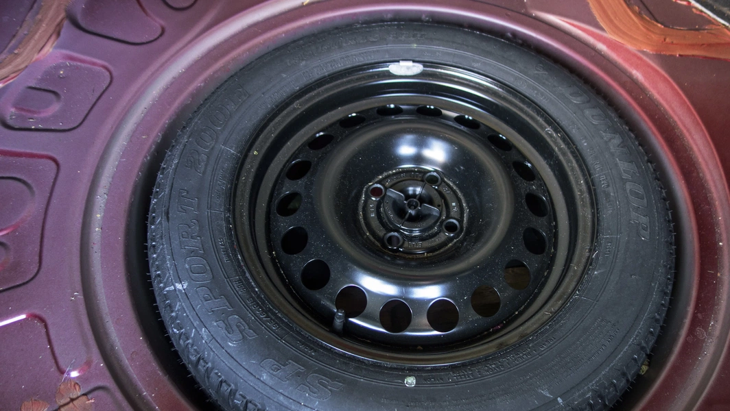 Essential tips for spare tire maintenance and security