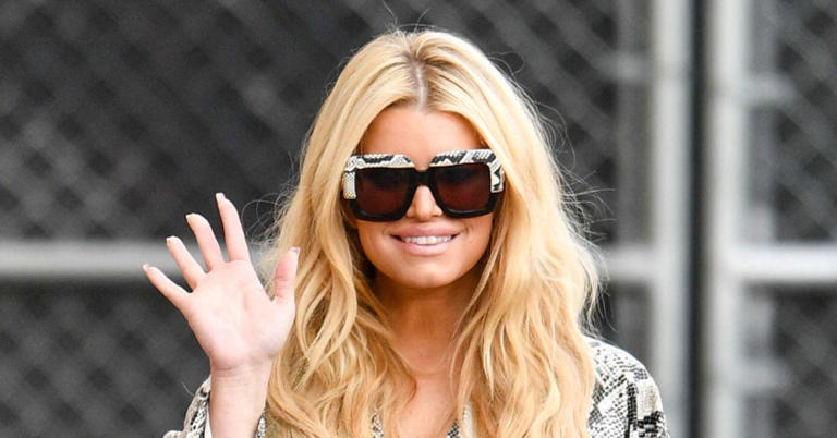 Jessica Simpson says her DMs are 'open' after Eric Johnson split, jokes ...