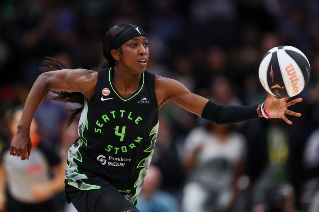 The future: WNBA fans react to Flau’jae Johnson’s multi-year deal with ...